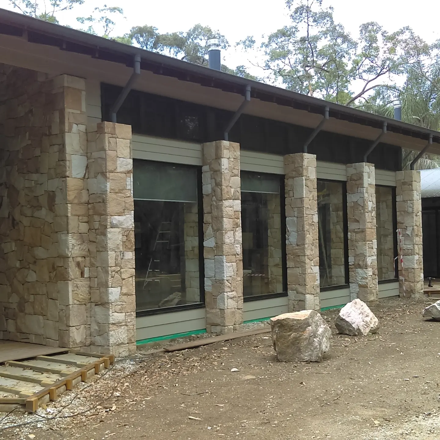 The Gentleman's Stone - Skilled Stonemasons - Sunshine Coast QLD