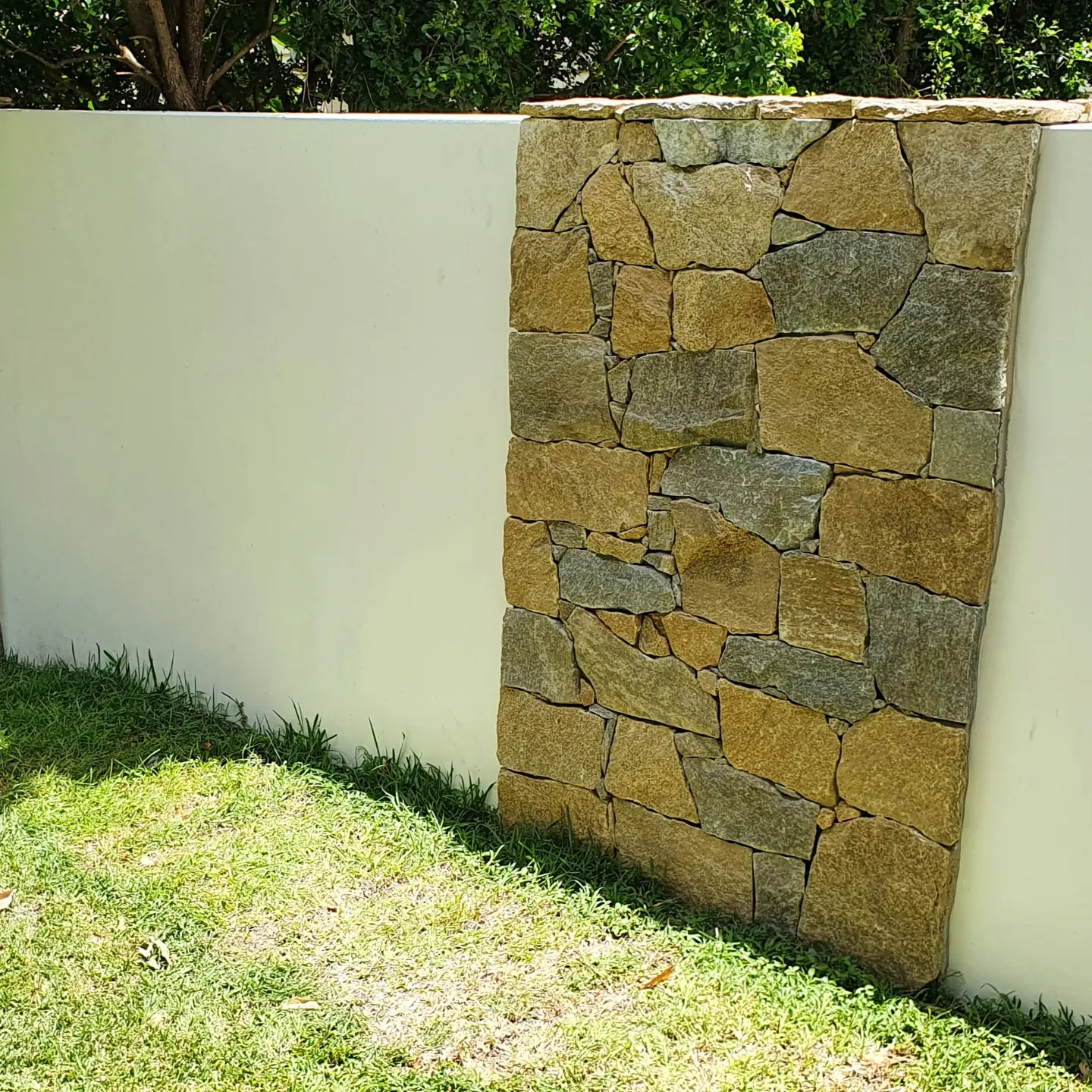 The Gentleman's Stone - Skilled Stonemasons - Sunshine Coast QLD
